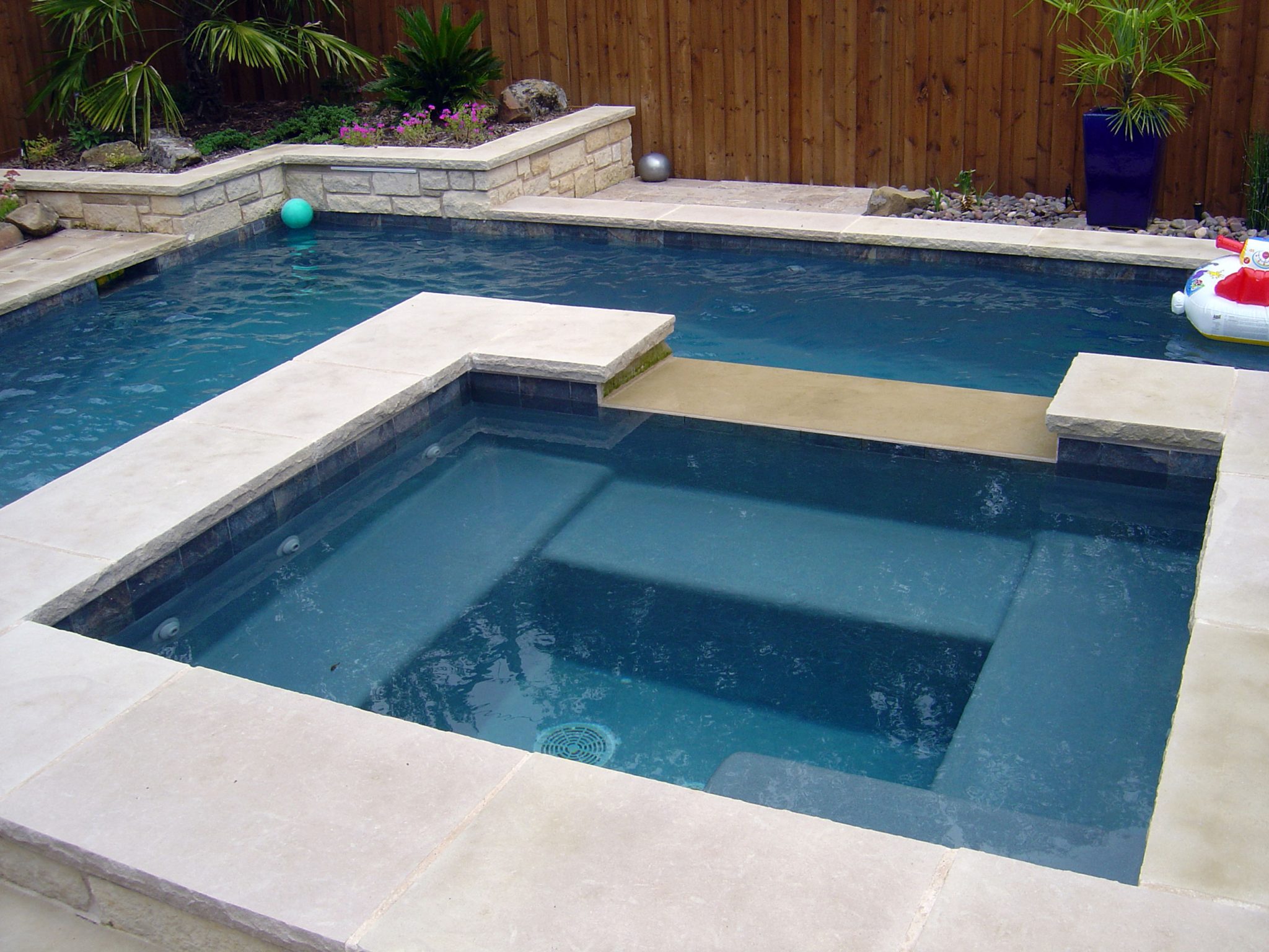 Dallas Swimming Pool Construction